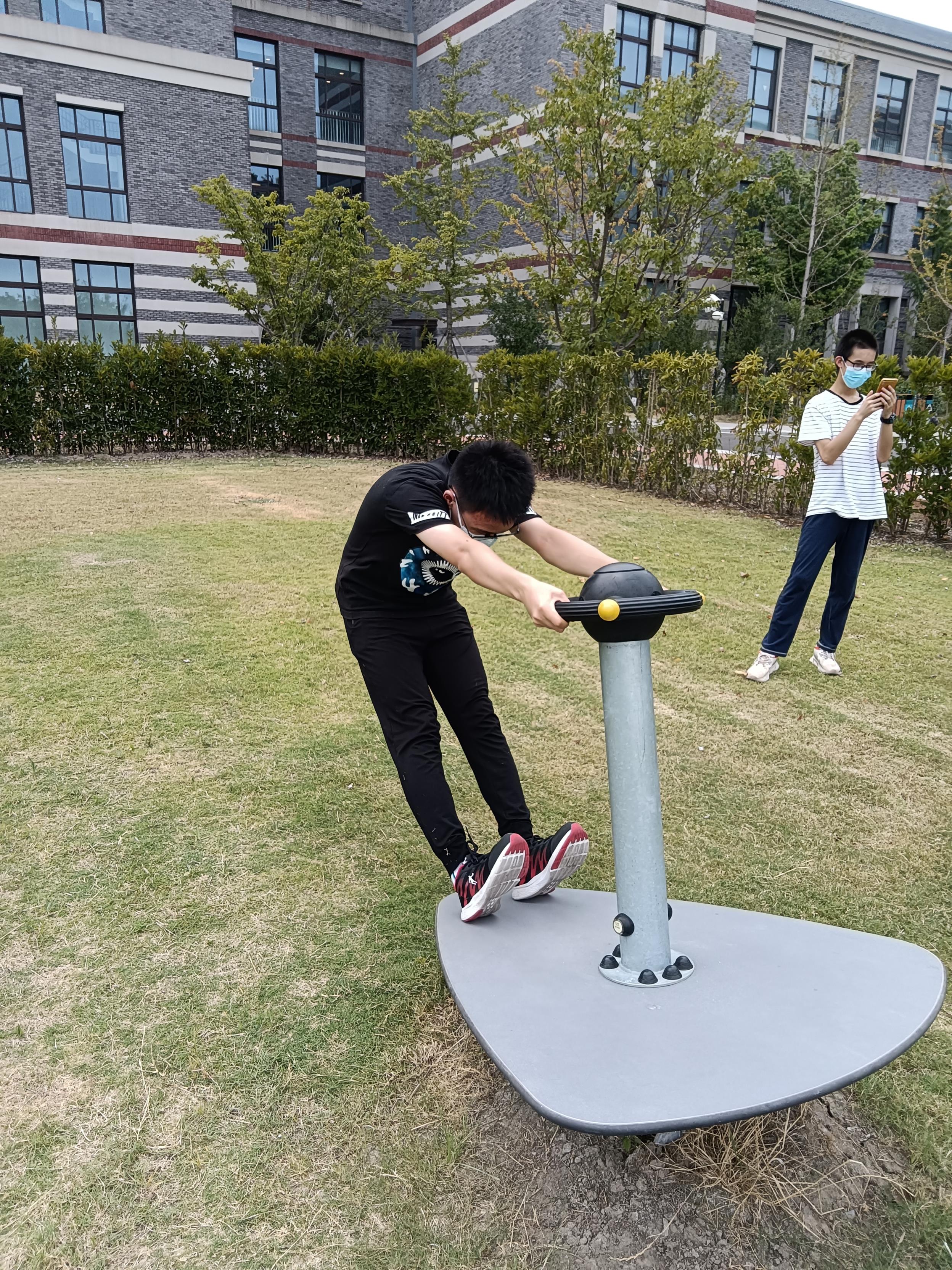 NOI2022 退役记 - IrisT - 博客园